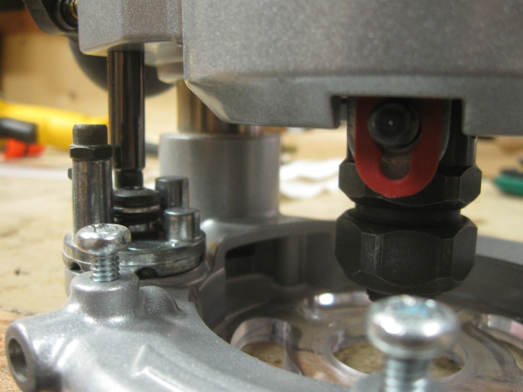 Adapting a Porter Cable 890-Series Plunge Router to fit a Festool D27 ...