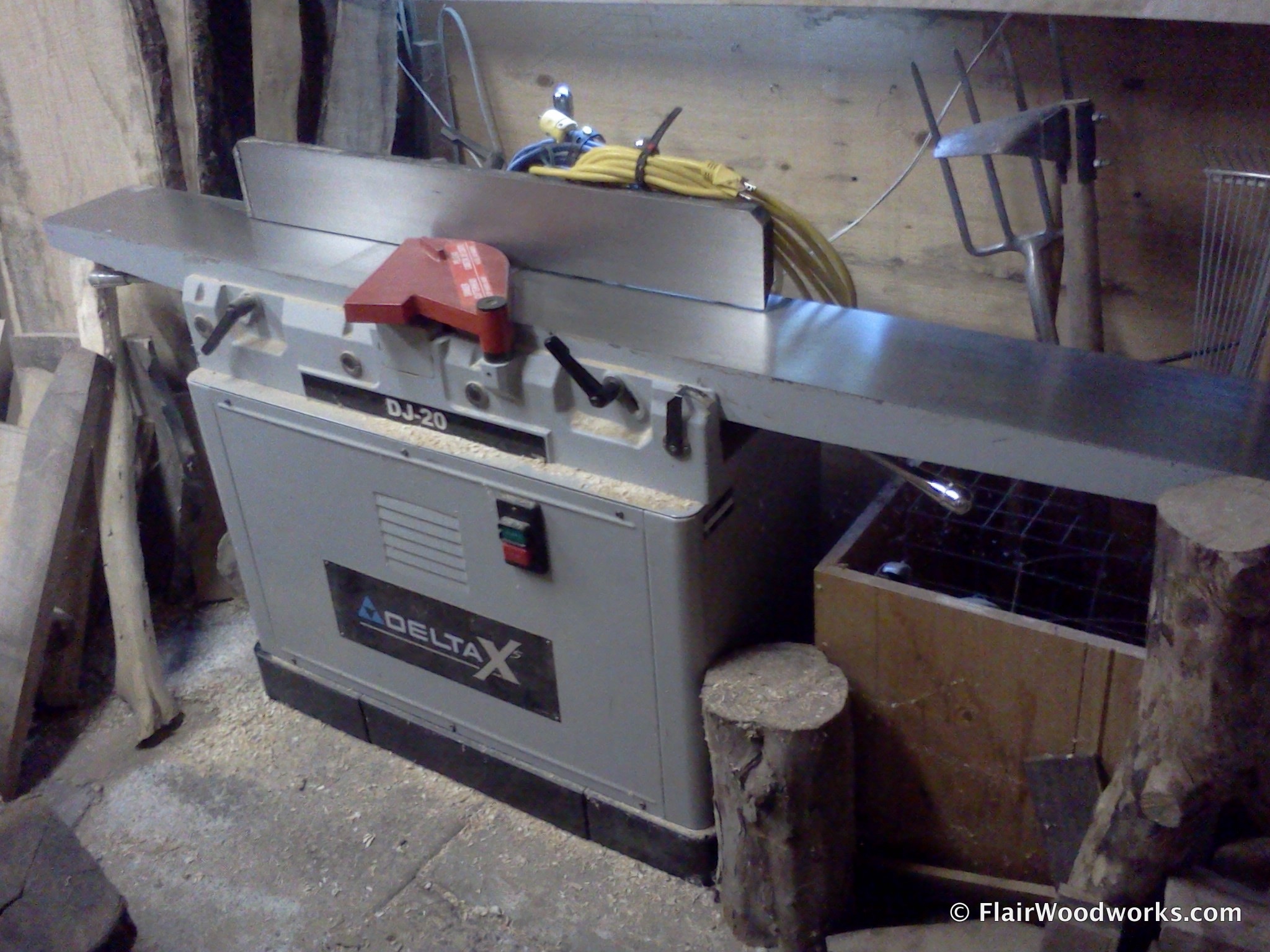 Flattening Big Pieces of Wood – Sculptural Woodwork by Chris Wong